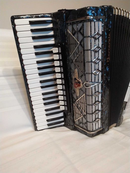 Akordeon Barcarole 120 odrestaurowany Legnica • OLX.pl