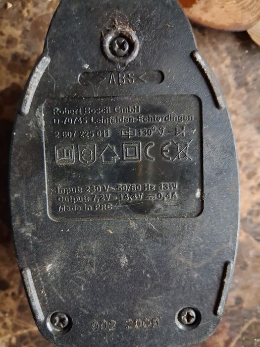 Зарядний пристрій для шуруповерта: 250 грн. - Пускові та зарядні пристрої Новомайське на Olx