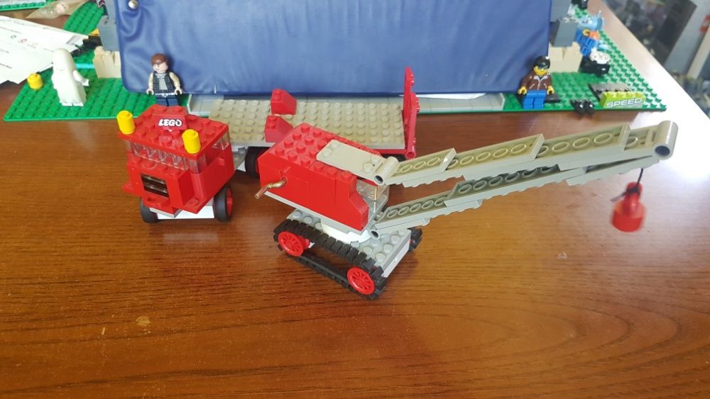 LEGO 337 Classic Vehicle Truck with Crane and Caterpillar Track 1969r Krzyszkowice • OLX.pl