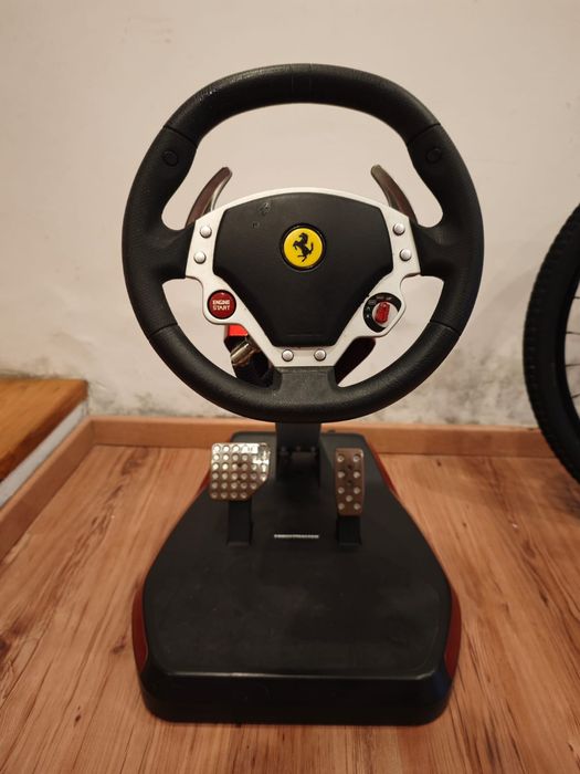 Thrustmaster Ferrari Wireless GT Cockpit-F430 Scuderia Racing steering ...
