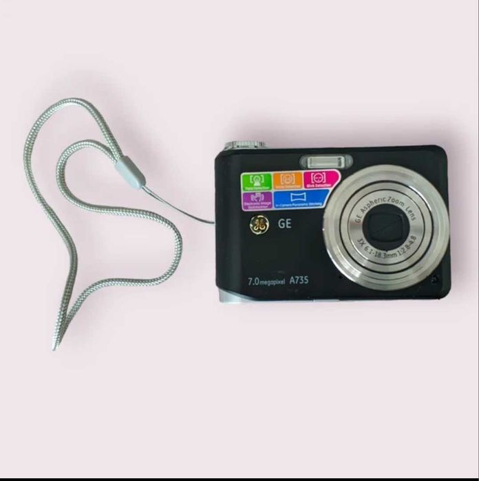 Câmera Fotográfica digital a pilhas São Victor • OLX Portugal