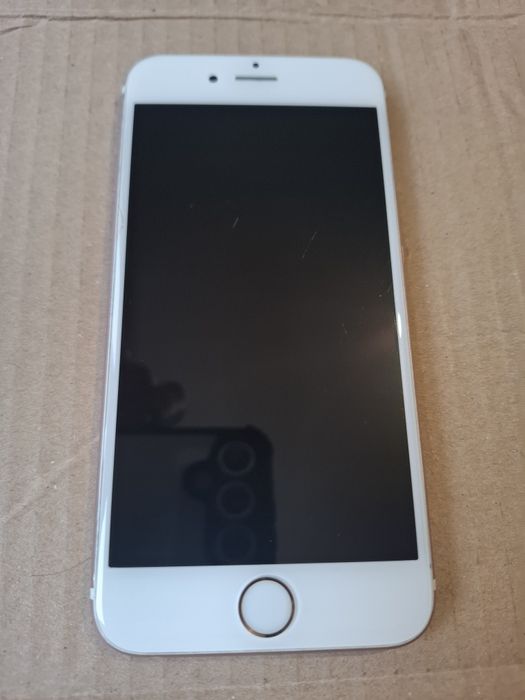 Iphone 6s 16gb 8/10: 900 грн. - Мобільні телефони / смартфони Кам'янське на Olx