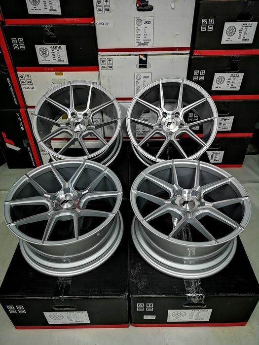 Felgi Japan Racing JR30 18" 18x8,5 ET35 BMW 5x120 E90 E91 E92 F30 ...