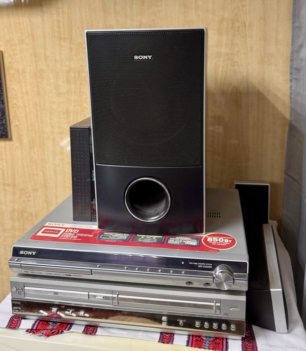 Домашній кінотеатр 5.1 комплект Sony DAV-DZ-250M, DVD, CD, MP3.: 2 200 ...