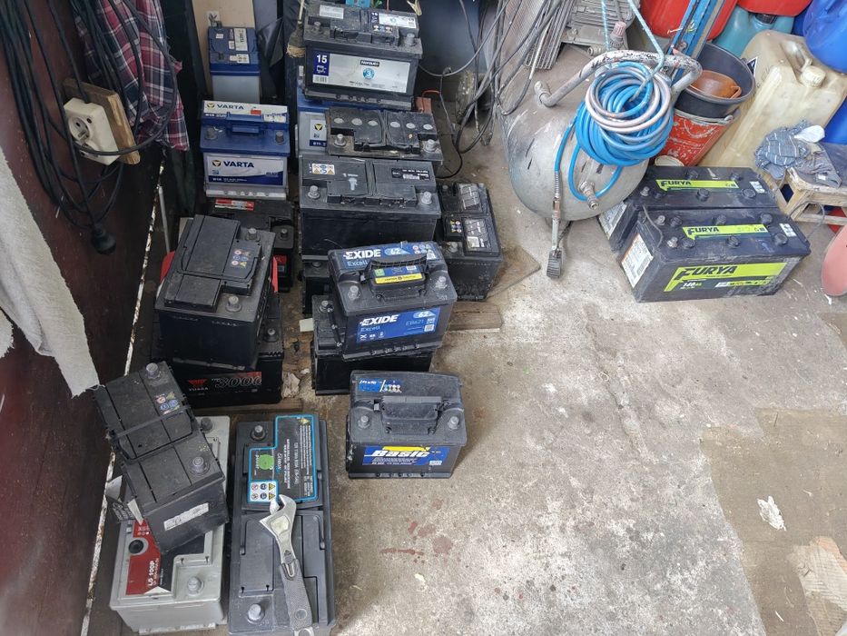 Akumulator.. zapisz nr tel. żuk nysa blachy fotele sprinter Kobyłka ...