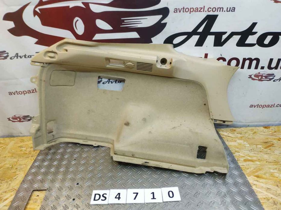 DS4710 6474048080 обшивка (карта) багажника L Toyota Lexus RX350 08-1: ...