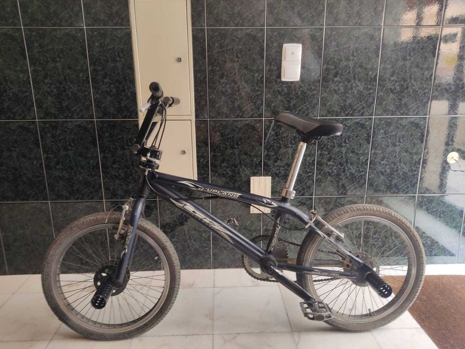 BMX GW Upland Volante 360º Olhão • OLX Portugal