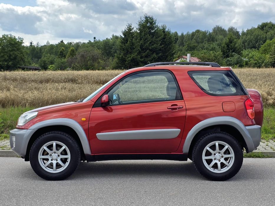 Toyota RAV4. 4x4 Niski przebieg Bęczków • OLX.pl