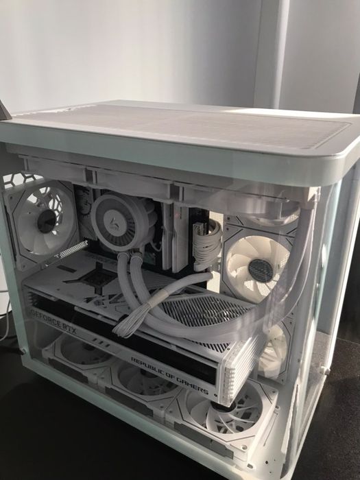 ПК ROG 4090, AMD Ryzen 7 9800X3D DDR5-6000 64GB: 150 000 грн ...