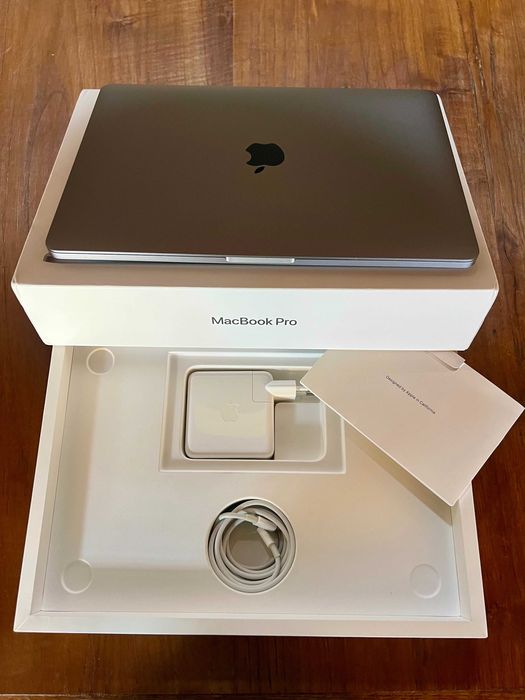 MacBook Pro M1 2020 / 256GB SSD Albufeira E Olhos De Água • OLX Portugal