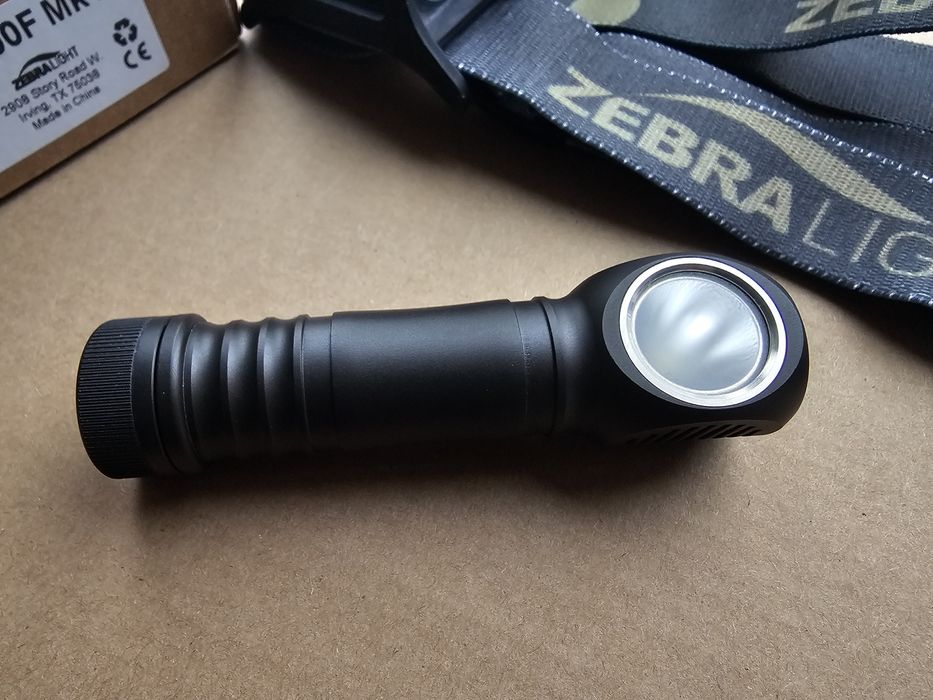 Zebralight H600F Mark IV XHP35 Floody (холодний білий) — налобний ліхт ...