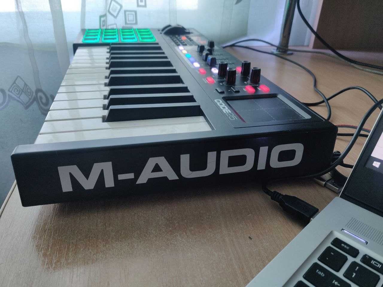 MIDI клавіатура M-AUDIO Code 25 (Black): 3 000 грн. - Студійне ...