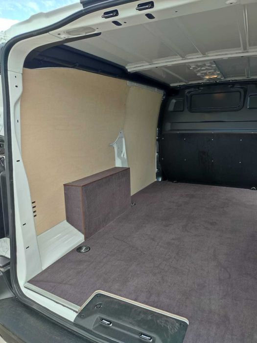 Zabudowa busa Toyota Proace/Opel Vivaro/Fiat Scudo podłoga, boki ...