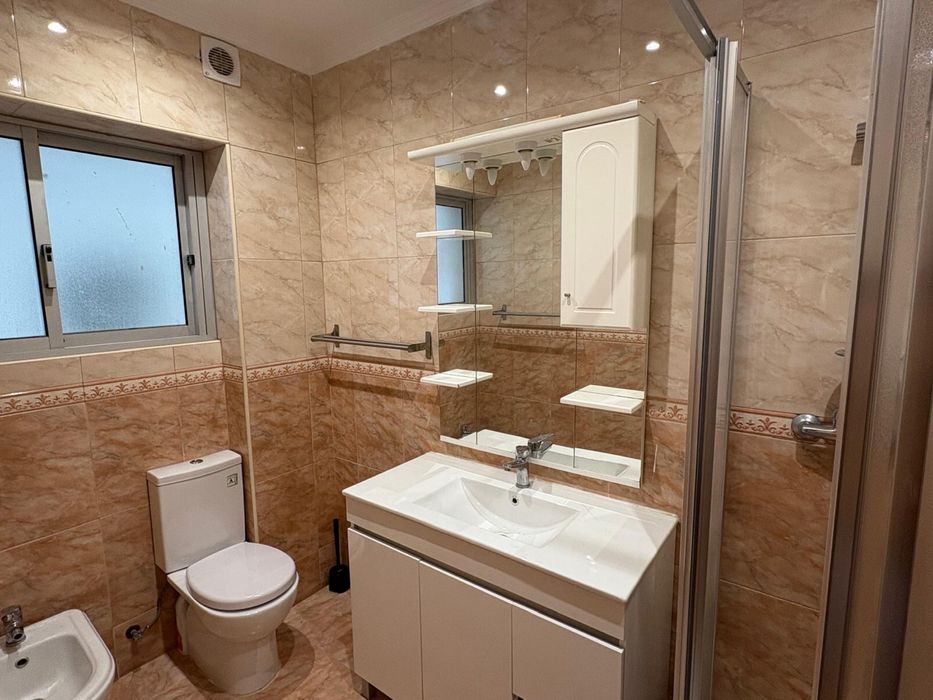 T1 Odivelas Ramada Metro Ramada E Caneças • OLX.pt