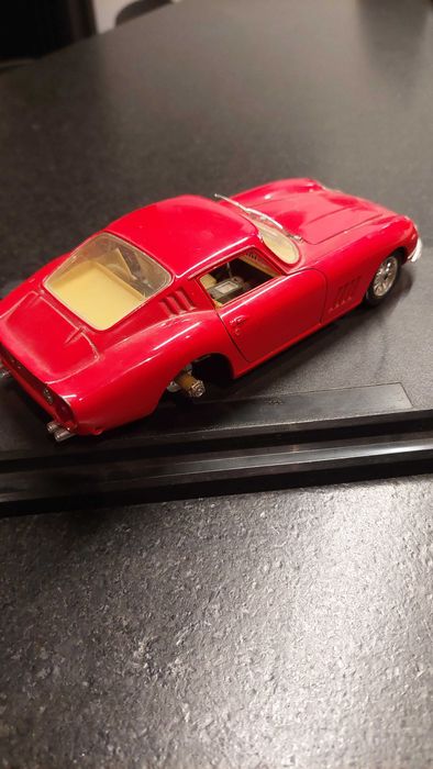 Ferrari 265 GTB 4 1966 Burago 1/24 Poznań Łazarz • OLX.pl