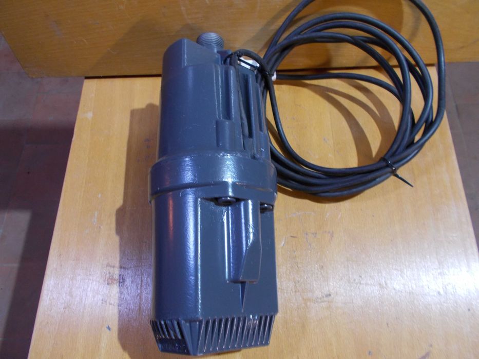 Насос вибрационный водолей: 1 000 грн. - Автонасоси, компресори ...