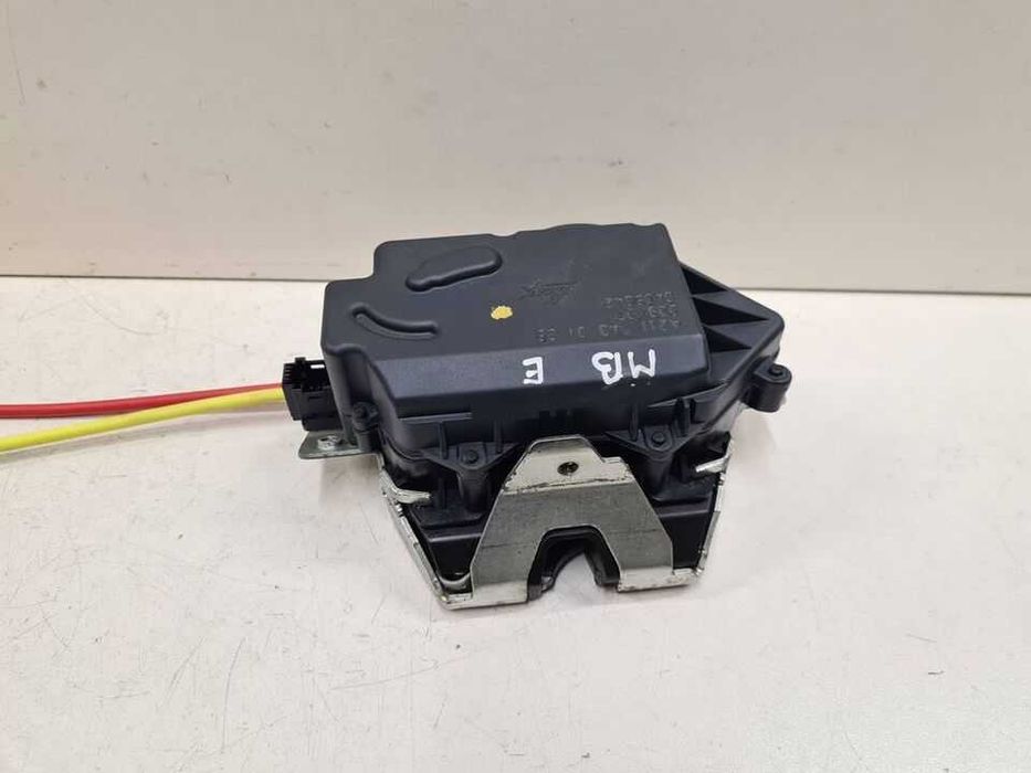 Fechadura bagageira Mercedes Classe E (W211/S211) Seixal • OLX.pt