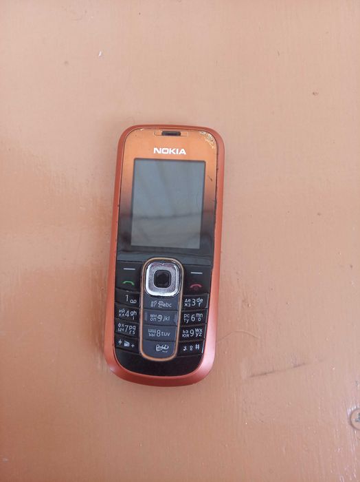 Робочий мобільний телефон Nokia 2600C без батареї: 200 грн. - Мобільні ...