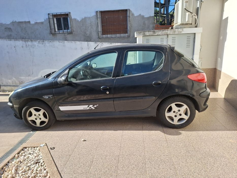 Peugeot 206 1.1 gasolina Gondomar (São Cosme), Valbom E Jovim • OLX.pt