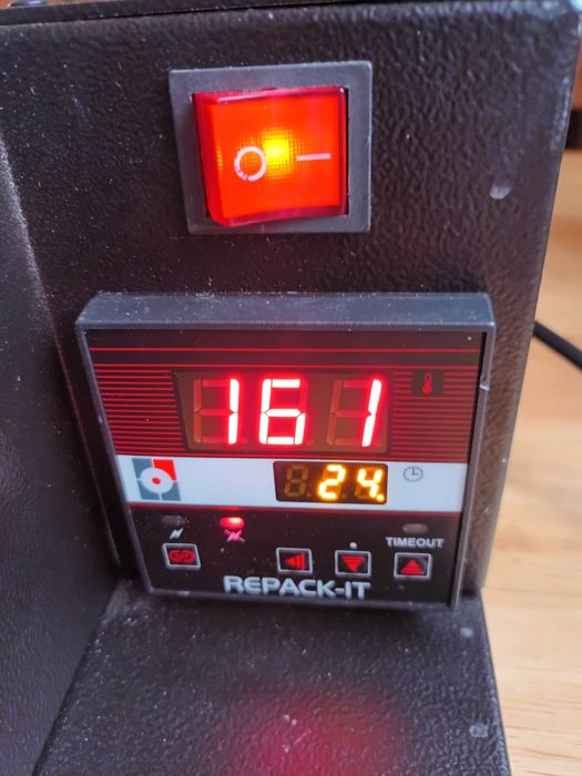 TDR Repack-it, zgrzewarka / foliarka do plyt CD/DVD, gier PS itd ...