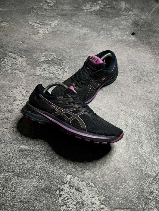 Кроссовки Asics GT 2000: 850 грн. - Кросівки для бігу Одеса на Olx
