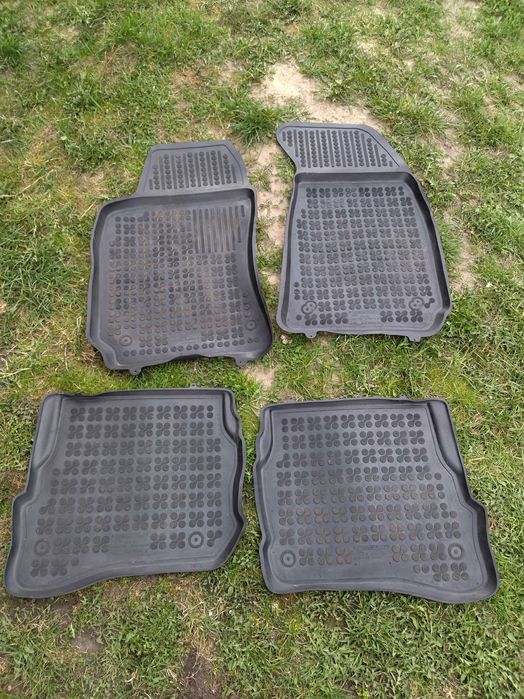 Dywaniki gumowe do VW passat B5 Gąsawa • OLX.pl