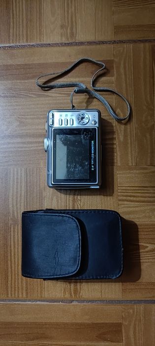 Vendo câmara digital Ramada E Caneças • OLX Portugal