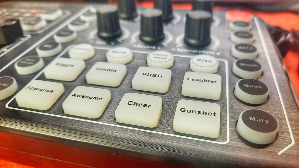 Микшерский пульт M6 LIVE SOUND CARD: 1 120 грн. - Студійне обладнання ...