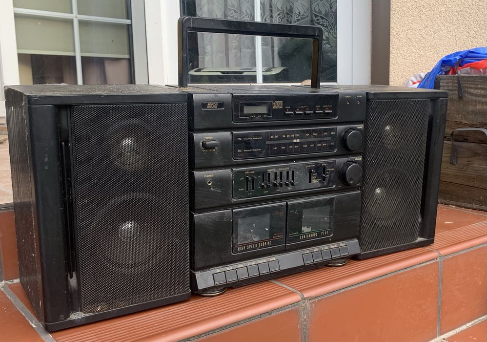 Boombox - radio, EQUALIZER, magnetofon, CD z lat 90 czarna wieża ...