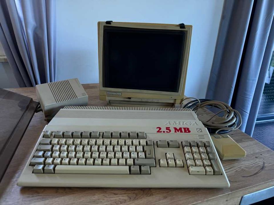 Konsola AMIGA A500 Commodore Stary Żagań • OLX.pl
