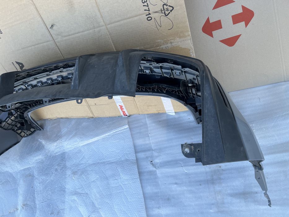 Audi Q3 RS бампер Ауди рс кю3 83A Оригинал 83A 807 511: 10 000 грн ...