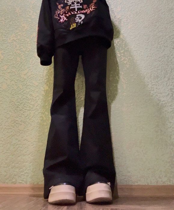 НАЯВНІСТЬ Rick Owens Flared Jeans: 2 100 грн. - Інші джинси Ходорів на Olx