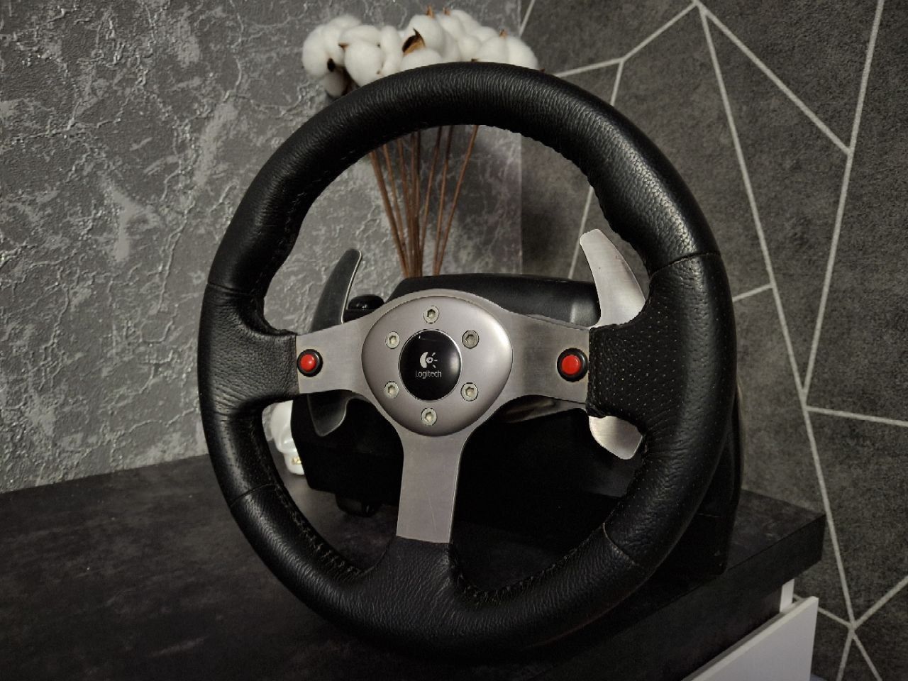 Ігровий руль Logitech g25: 5 600 грн. - Аксесуари Переяслав ...