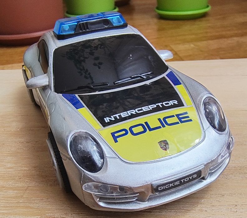 Машинка модель авто Porsche 911 Police interceptor як нова: 260 грн ...