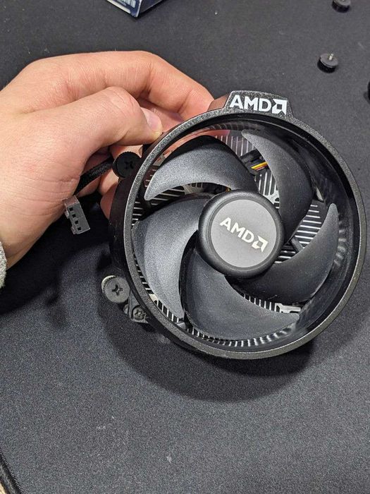 Новий кулер AMD Wraith Stealth от box версии ryzen 5 3600: 200 грн ...