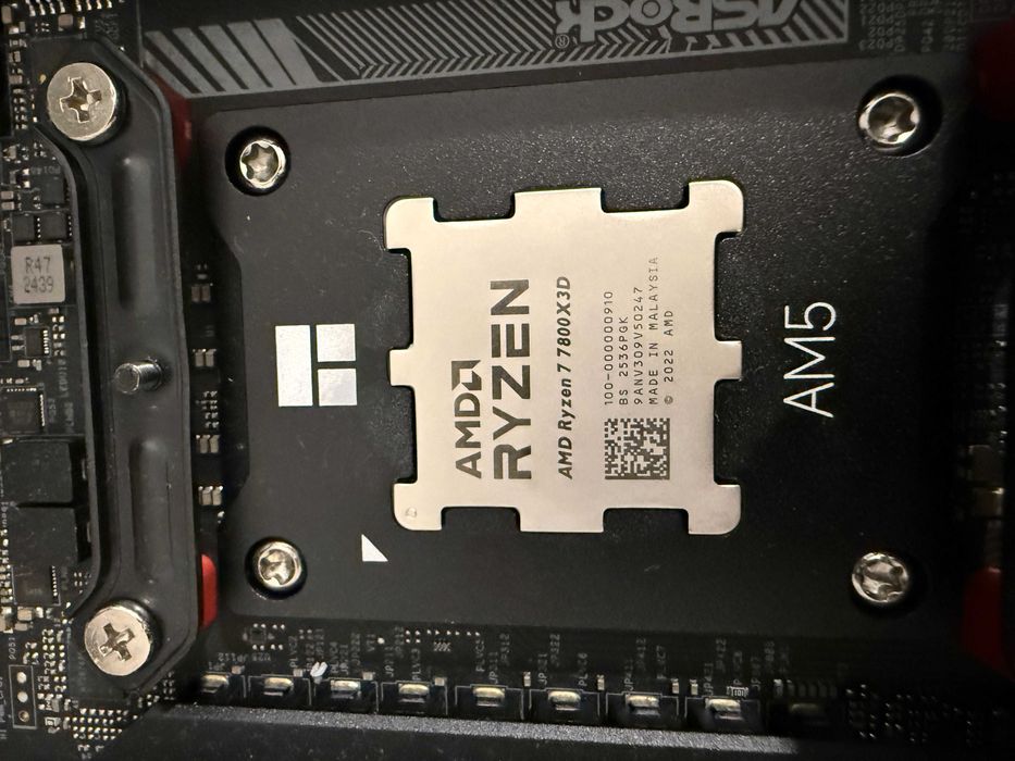 Komputer Ryzen 7 7800x3d, 9070 TUF, 32gb ram SFX Bydgoszcz • OLX.pl