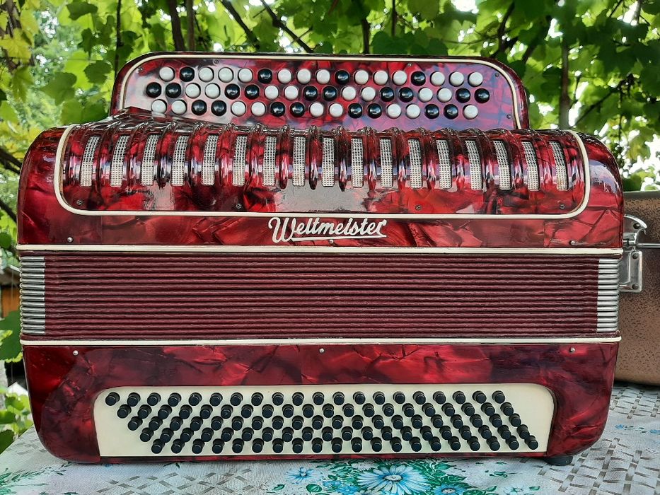 Продам баян німецький в дуже гарному стані: 32 000 грн. - Інше Крушинка ...