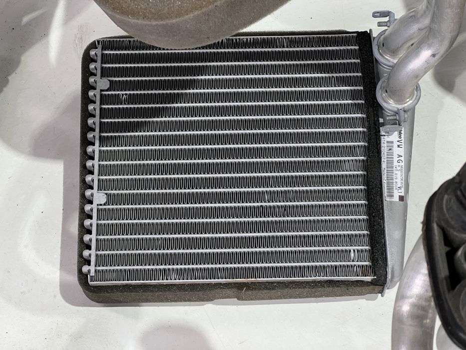 Радиатор печки пассат б6 гольф 5 шкода а5 vw passat b6 golf 5 skoda a5 ...