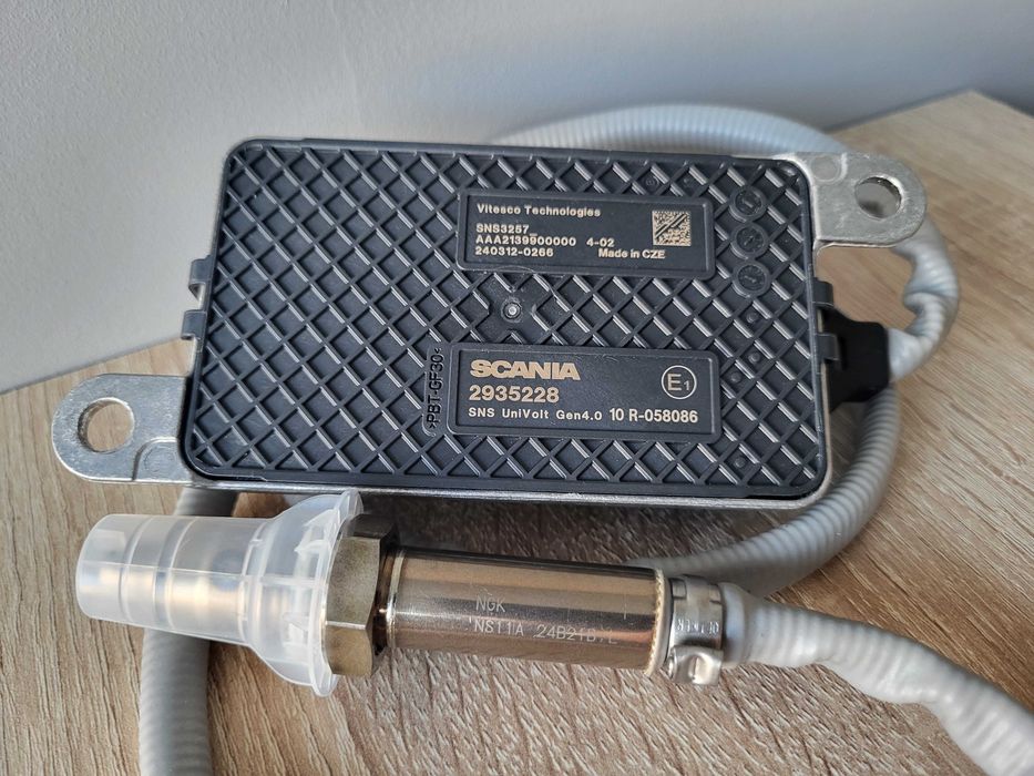 Czujnik Nox Sensor Scania R, S Oryginał Nowy!! Vitesco Kostrzyn nad ...