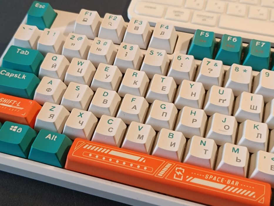 Механічна Клавіатура з підсвіткою Alua F2088 Pro біла/синя: 941 грн ...