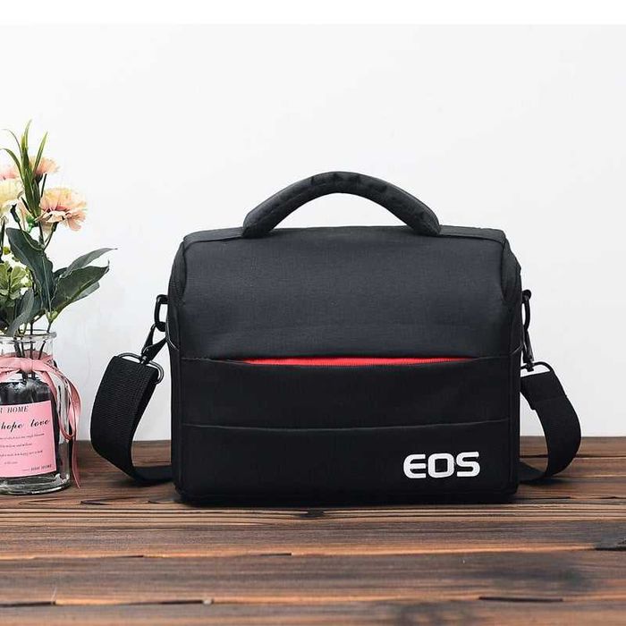 Сумка для фотоапарату Canon EOS протиударна на плече з ремінем: 690 грн ...