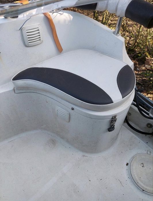 Quicksilver cruser 460 com atrelado Portimão • OLX.pt