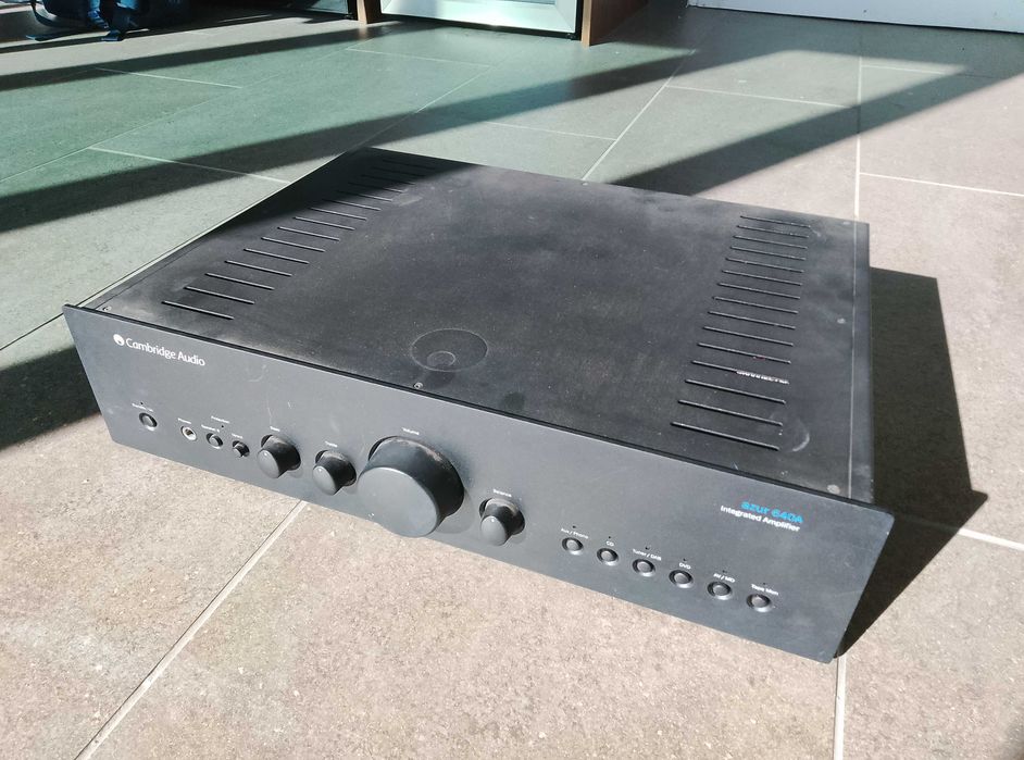 Amplificador Cambridge Audio 640A V2 Azur – Peças Moncarapacho E Fuseta ...