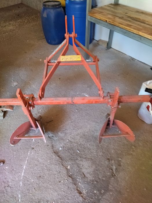 Arado para mini trator São Martinho Do Bispo E Ribeira De Frades • OLX.pt