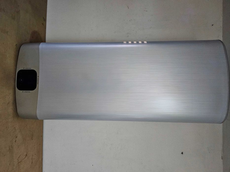 Elektryczny pojemnościowy ogrzewacz wody Ariston VLS EVO 100 ...