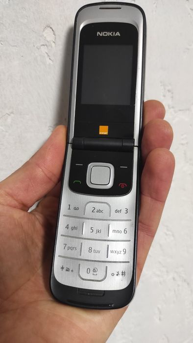 Nokia 2720a-2 Orange: 530 грн. - Мобільні телефони / смартфони Рівне на Olx