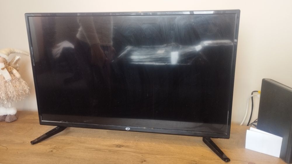 TV Smart 32 polegadas com controlo Campanhã • OLX.pt