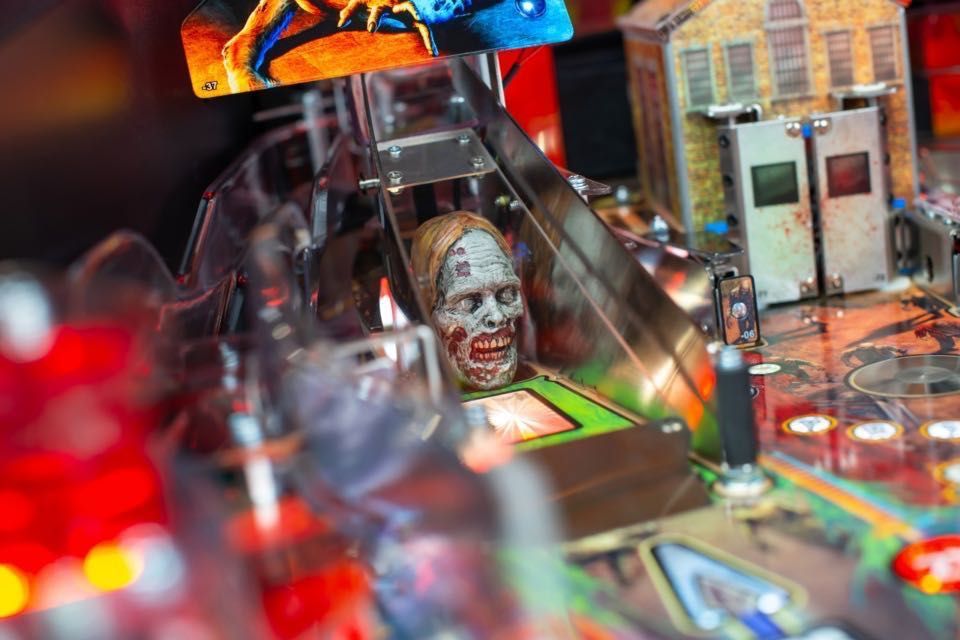 Flipper Pinball THE WALKING DEAD Remastered Stern PREMIUM - nowy Kraków ...