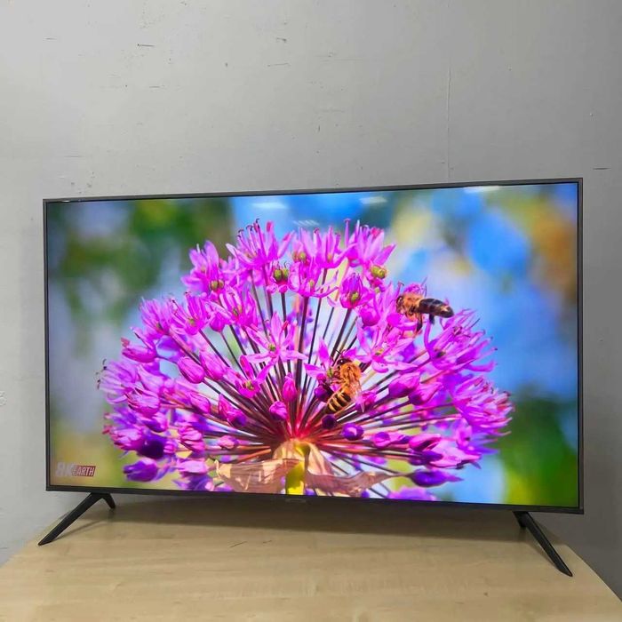 Безрамковий телевізор Samsung 45" 4K Smart TV з комплектом кріплення: 7 ...