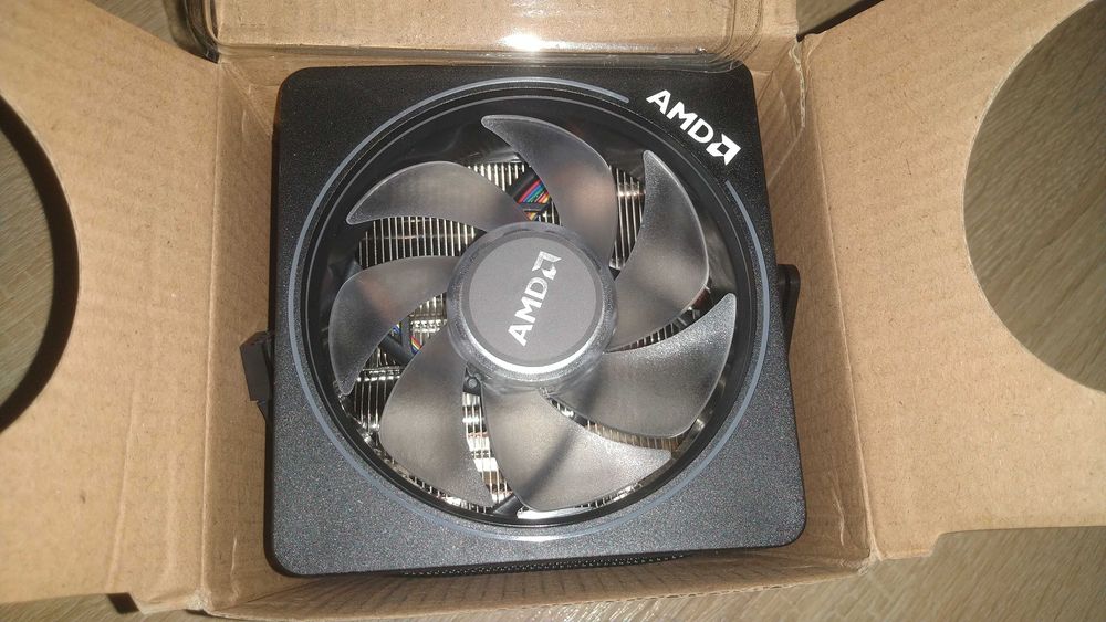 Куллер AMD Wraith Prism amd от ryzen 9 кулер с rgb подсветкой: 799 грн ...